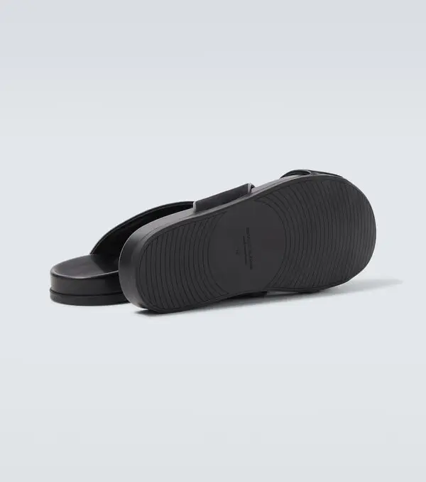 Manolo Blahnik Chiltern Suede Slides - Black