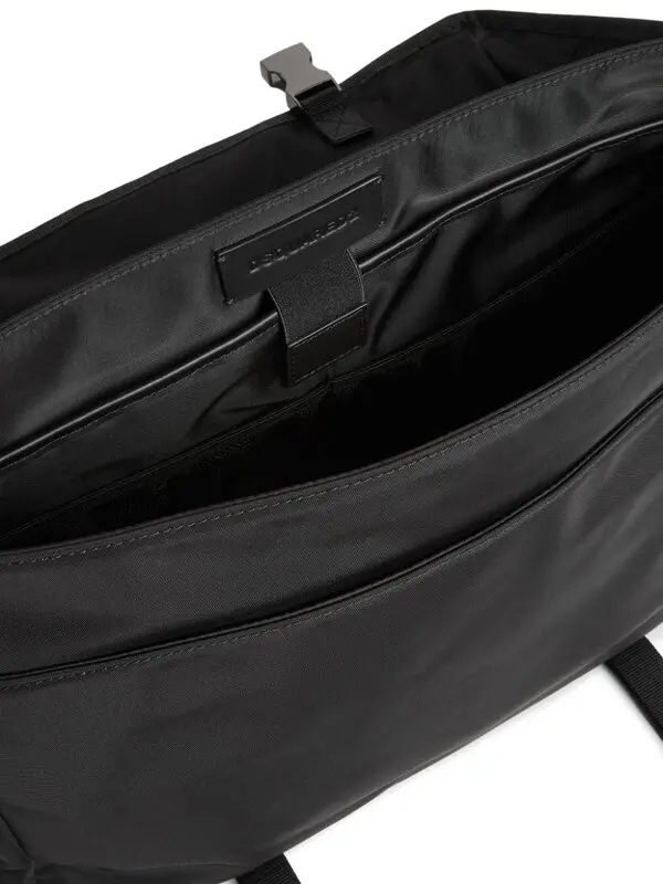 Dsquared2 Logo Messenger Bag
