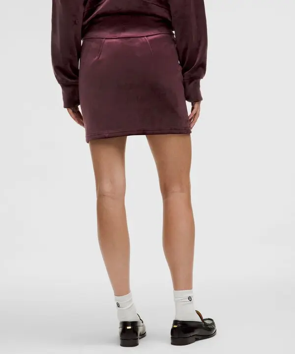 Lululemon Scuba Mid-rise Mini Skirt - Garnet