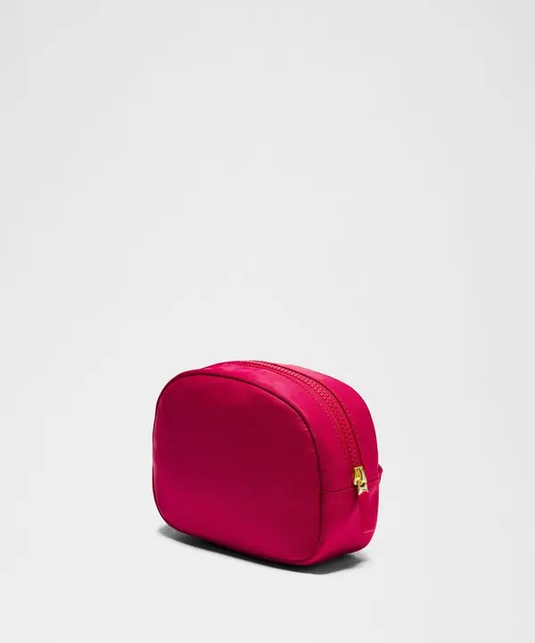 Lululemon City Essentials Pouch - Berry Rumble