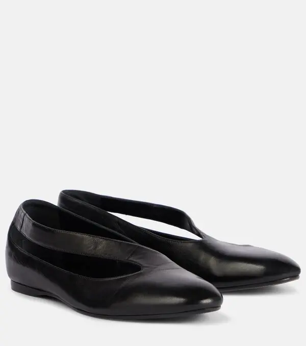 Khaite Diana Cutout Leather Ballet Flats - Black