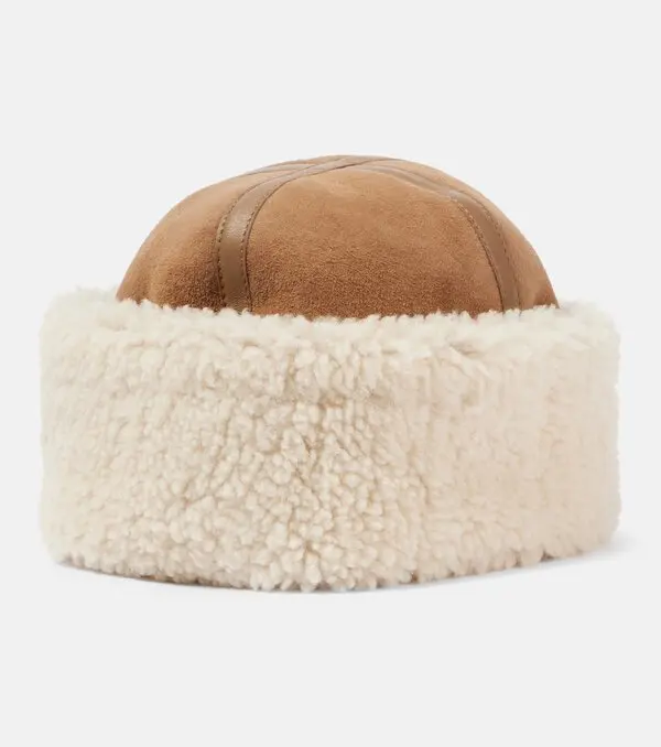 TOTEME Leather-trimmed Shearling And Suede Hat - Beige