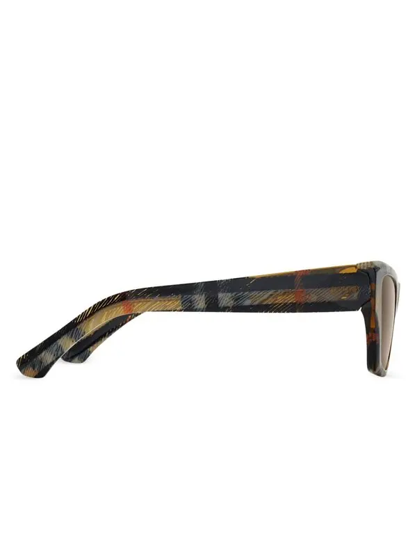 Burberry Shield Facet Sunglasses - Neutrals