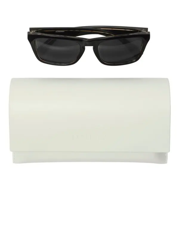 Burberry Square Frame Sunglasses