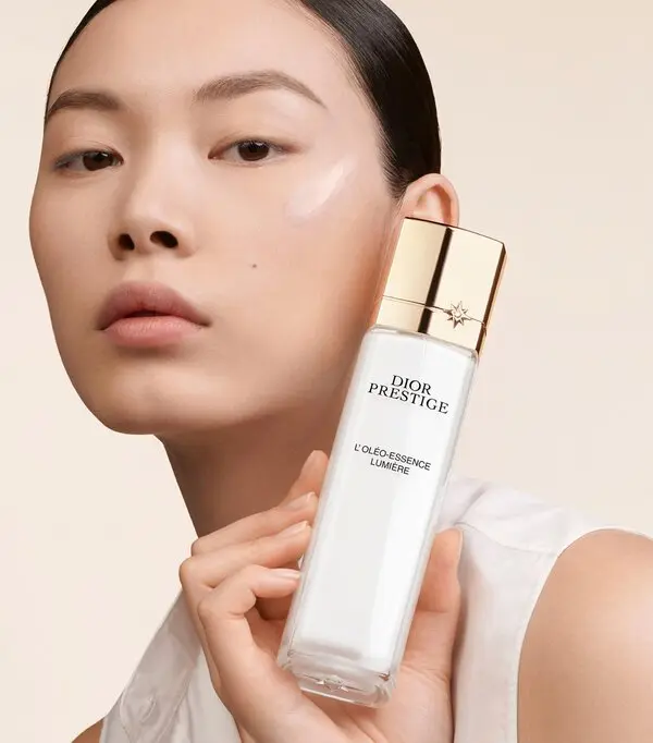 Dior Prestige L’oléo-essence Lumière - White