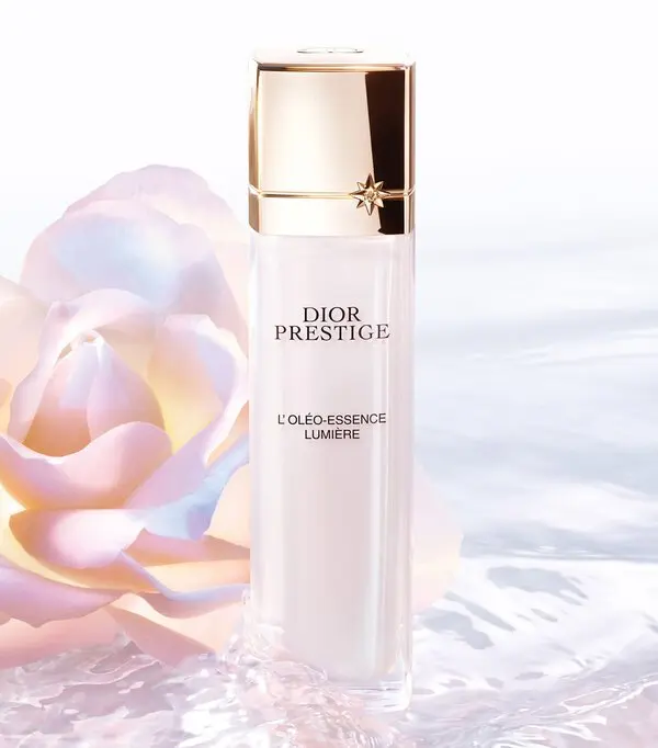 Dior Prestige L'OléO-Essence LumièRe - White | Editorialist