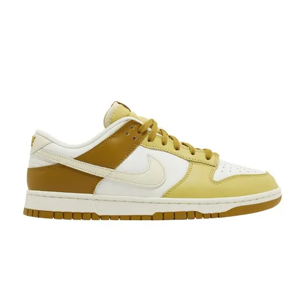 Nike Dunk Low Sneakers