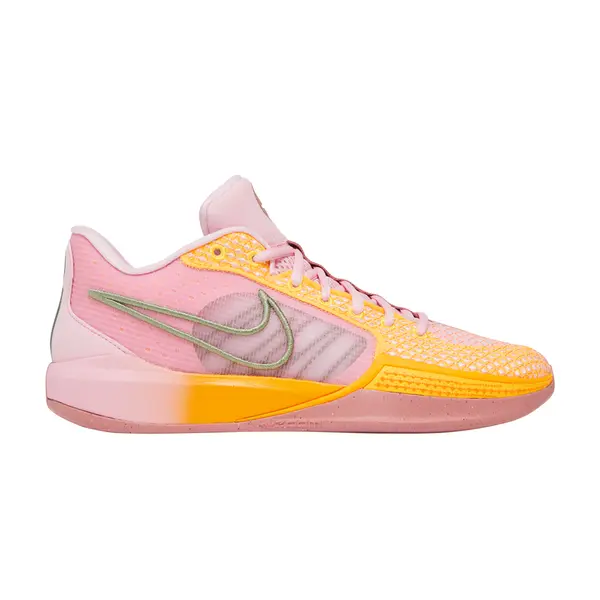 Nike Wmns Sabrina 1 'west Coast Roots' Sneaker - Pink