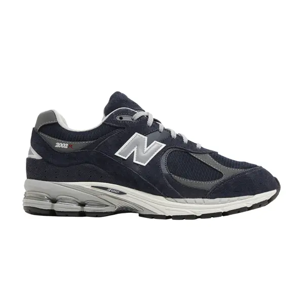 NEW BALANCE 2002r Gore-tex Sneakers