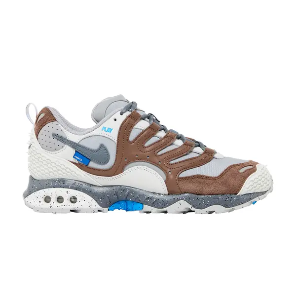 Nike Undefeated X Terra Humara Sneakers - Brown