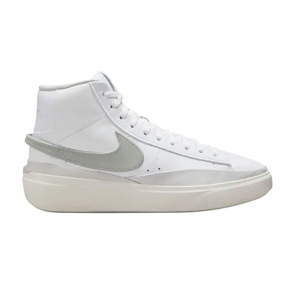 Nike Blazer Phantom Mid Sneakers - White