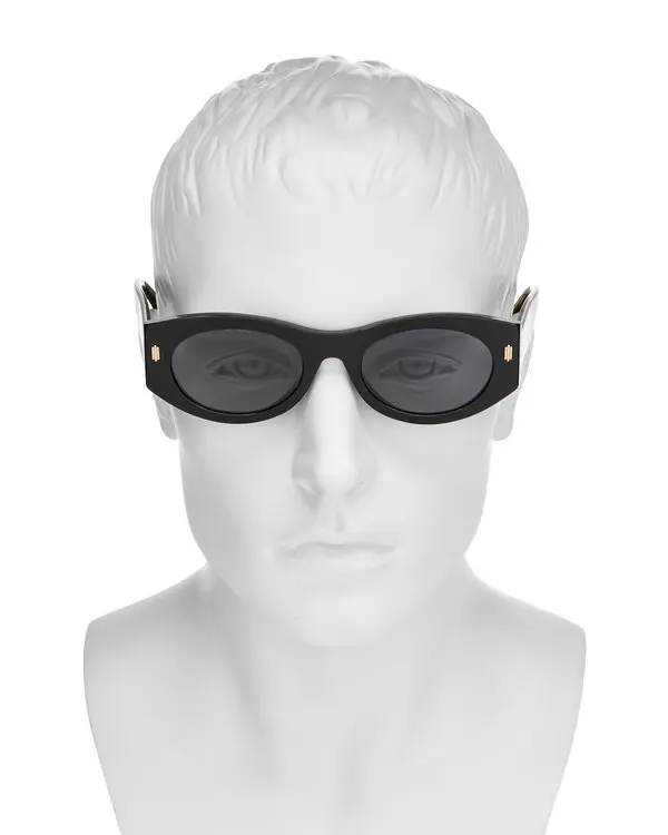 Fendi Roma Oval Sunglasses - Black/gray Solid