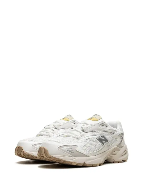 NEW BALANCE 725v1 Sneakers - White