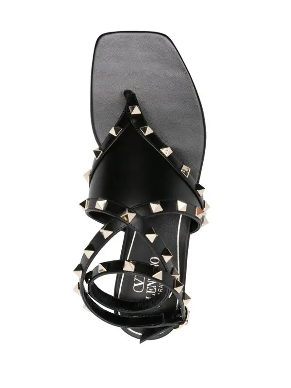 Valentino Garavani Rockstud Thong-strap Leather Sandals