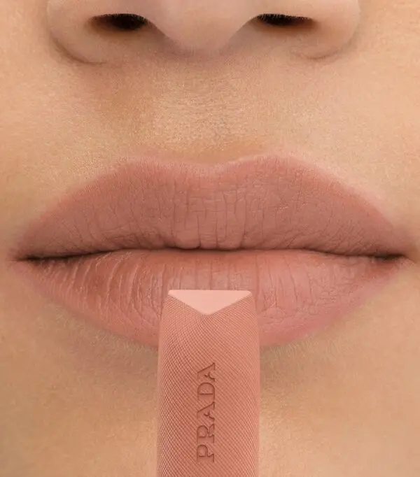 PRADA BEAUTY Prada Monochrome Hyper Matte Lipstick - Nude