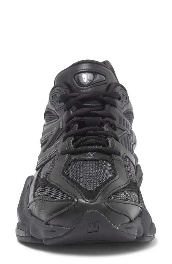 NEW BALANCE Gender Inclusive 9060 Sneaker