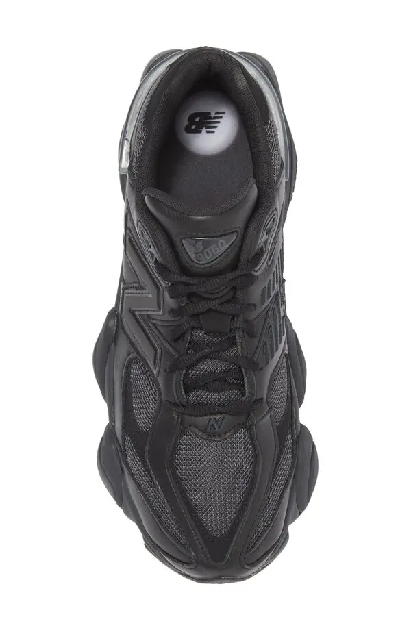 NEW BALANCE Gender Inclusive 9060 Sneaker
