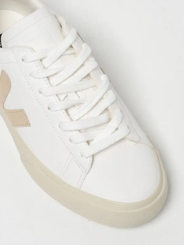 VEJA Sneakers - White