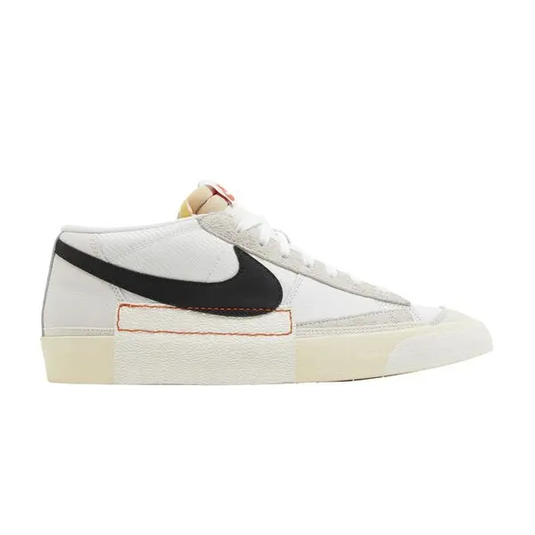 Nike Blazer Low Pro Club Sneakers - White