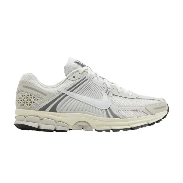 Nike Air Zoom Vomero Sneakers - White