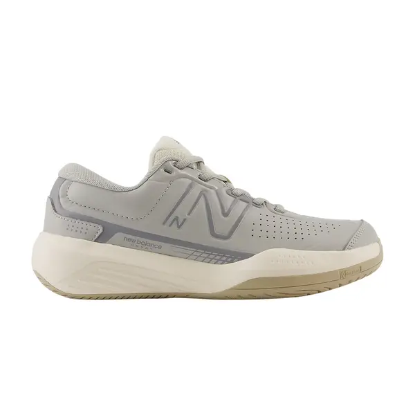NEW BALANCE 696v5 Wide Sneakers