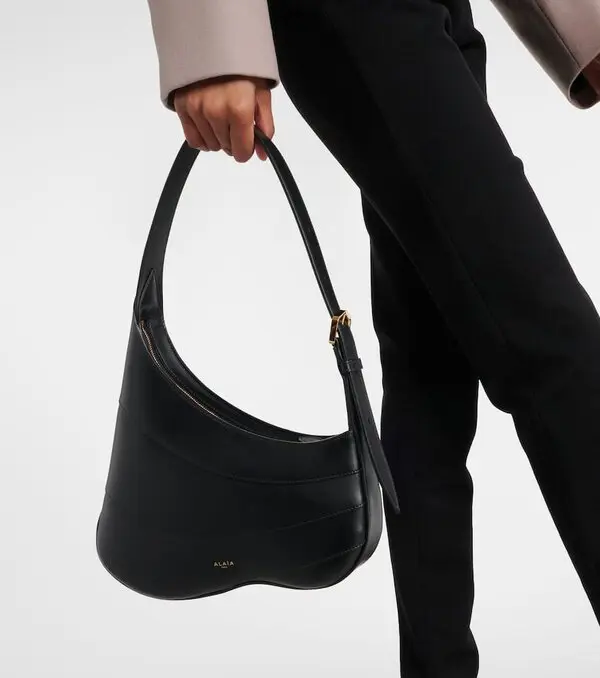 Alaïa Leather Shoulder Bag - Black