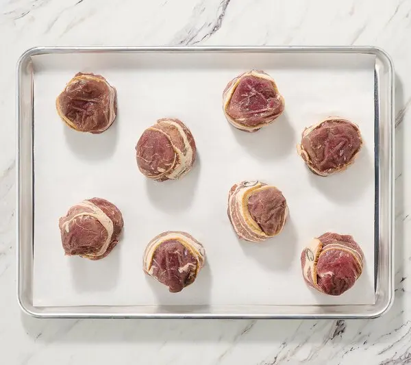 RASTELLI'S 5-oz Bacon Wrapped Filet Mignons