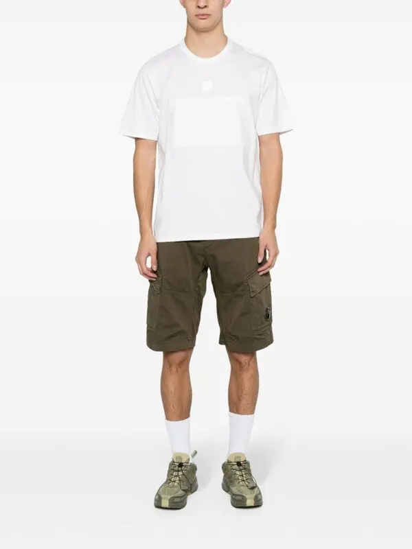 C.P. COMPANY Lens-detail Cargo Shorts - Green
