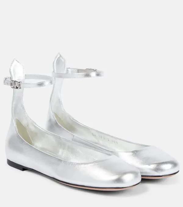 Valentino Garavani Tan-go Metallic Leather Ballet Flats - Silver