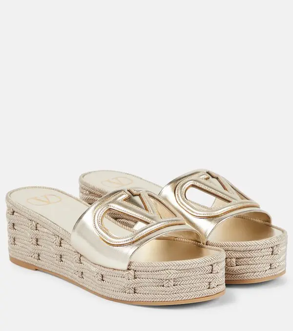 Valentino Garavani Vlogo Signature Leather Slides - Metallic
