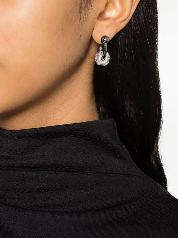 EERA 18kt Gold Mini Hoop Earrings