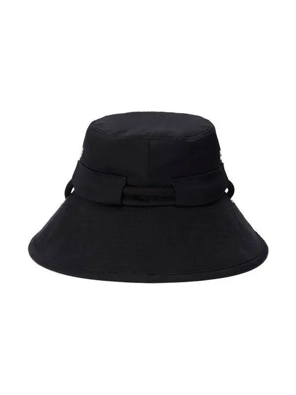 Ami De Coeur Bucket Hat