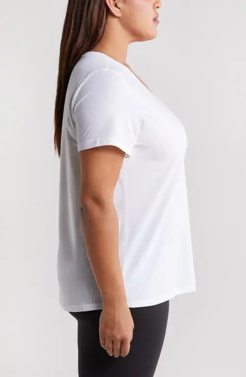 Zella Breathe Active V-neck Tee - White