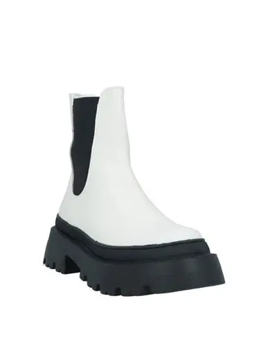 O.X.S. Leather Ankle Boots