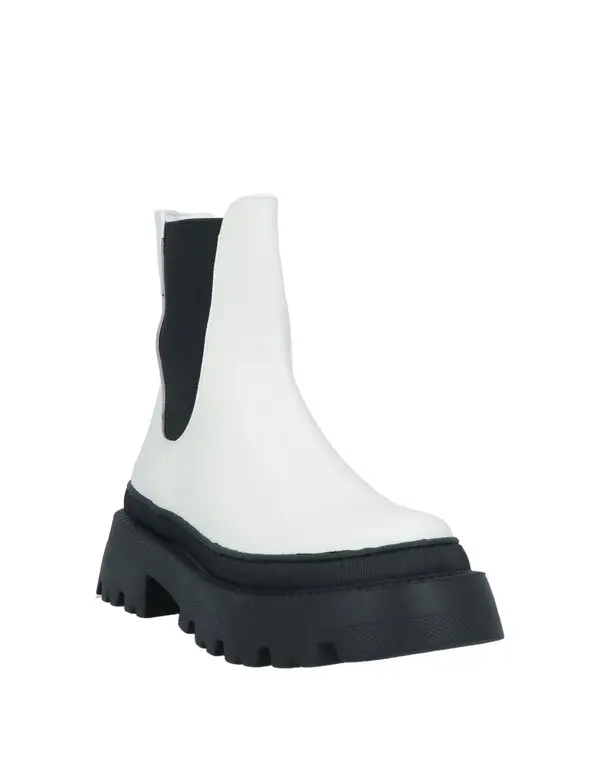 O.X.S. Leather Ankle Boots