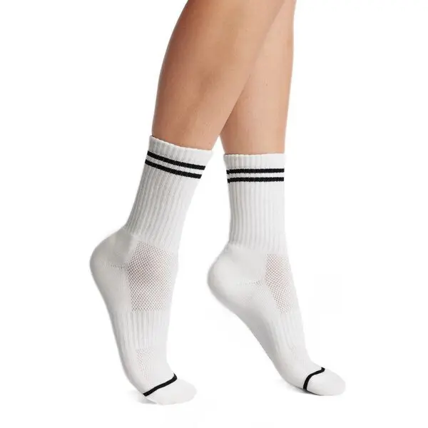 LE BON SHOPPE Boyfriend Crew Socks - Classic White
