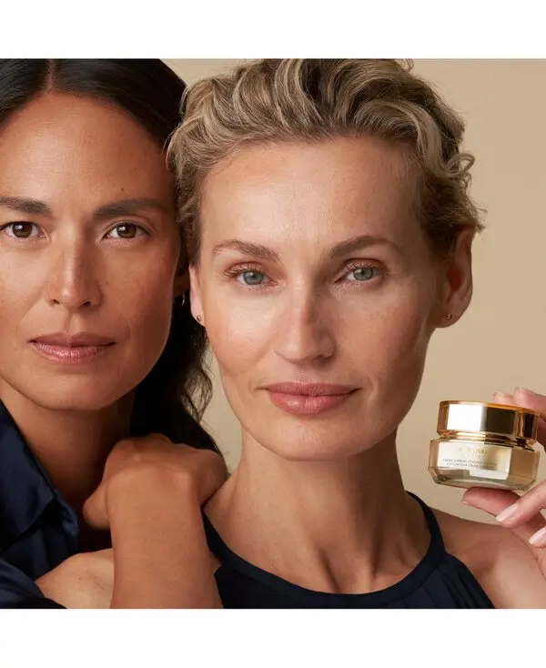 CLE DE PEAU BEAUTE Enhancing Eye Contour Cream Supreme