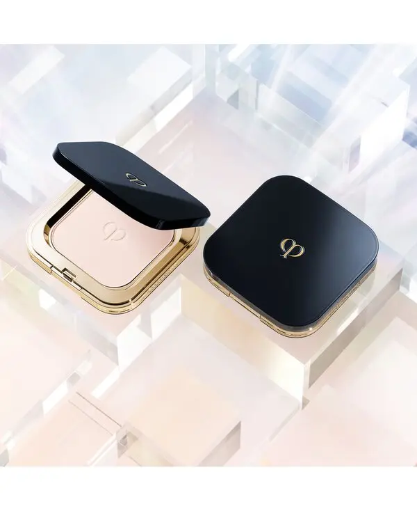 CLE DE PEAU BEAUTE Refining Pressed Powder - No Color