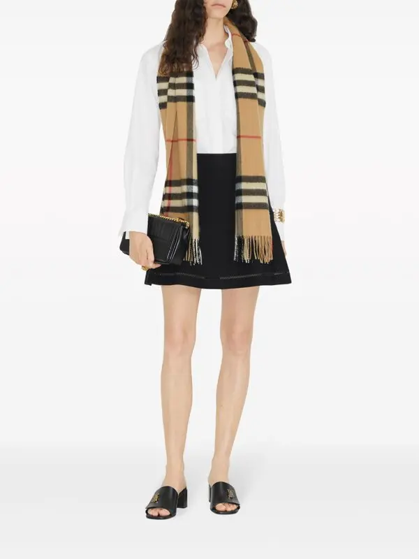 Burberry Check-pattern Fringed Scarf