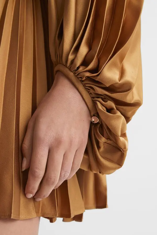 Acler Atholton Peplum Pleated Mini Dress In Gold - 44% Off | Editorialist
