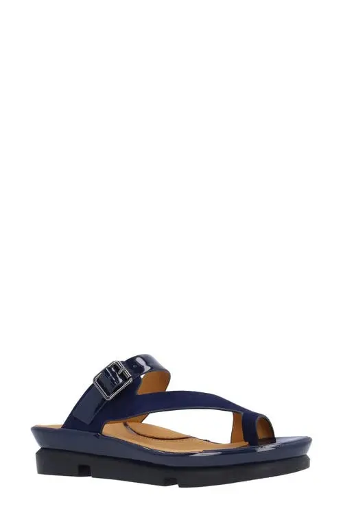 L'AMOUR DES PIEDS Alanza Toe Loop Sandal - Dk