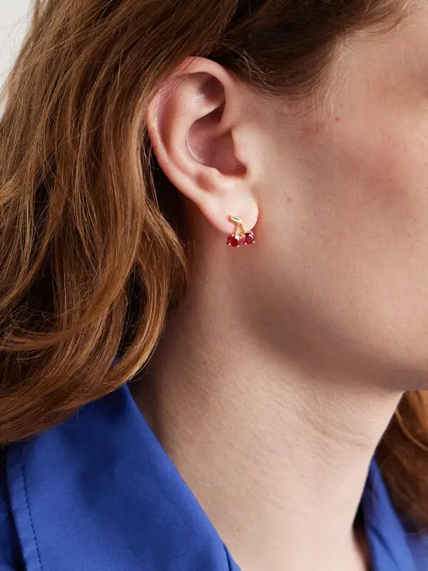 Established 18-karat Gold Ruby Cherry Earrings