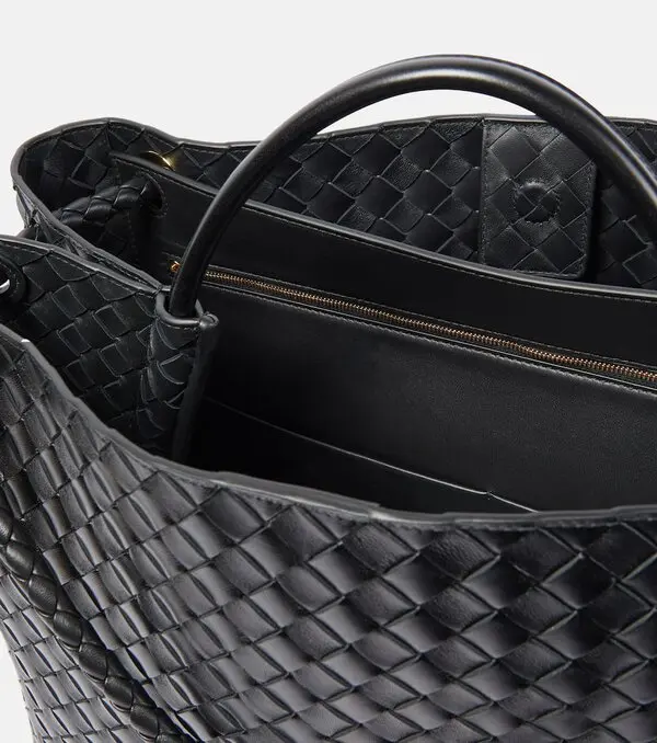 Bottega Veneta Andiamo Large Leather Tote Bag - Black