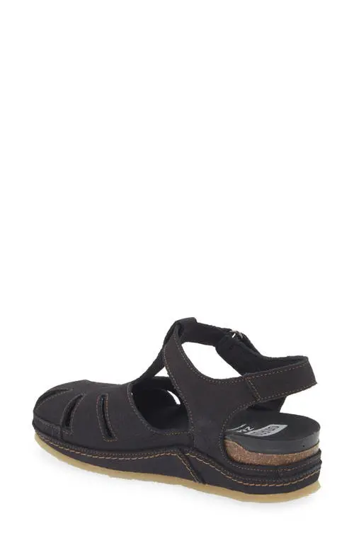 ON FOOT 241 Detroit Sandals - Black