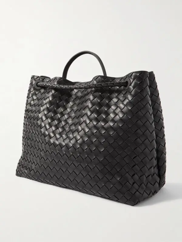 Bottega Veneta Large Andiamo Intrecciato Leather Messenger Bag - Black