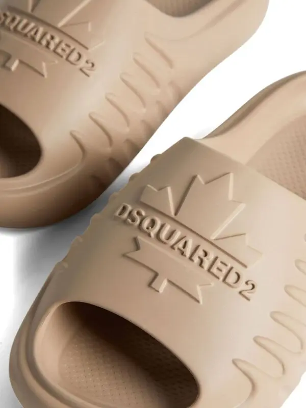 Dsquared2 Logo-embossed Slides - Neutrals