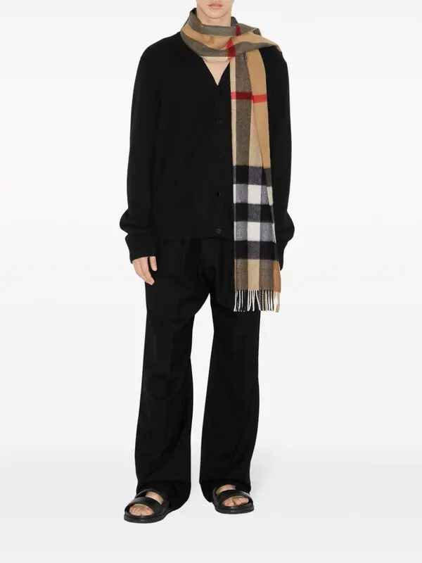 Burberry Vintage Check Cashmere Scarf - Neutrals