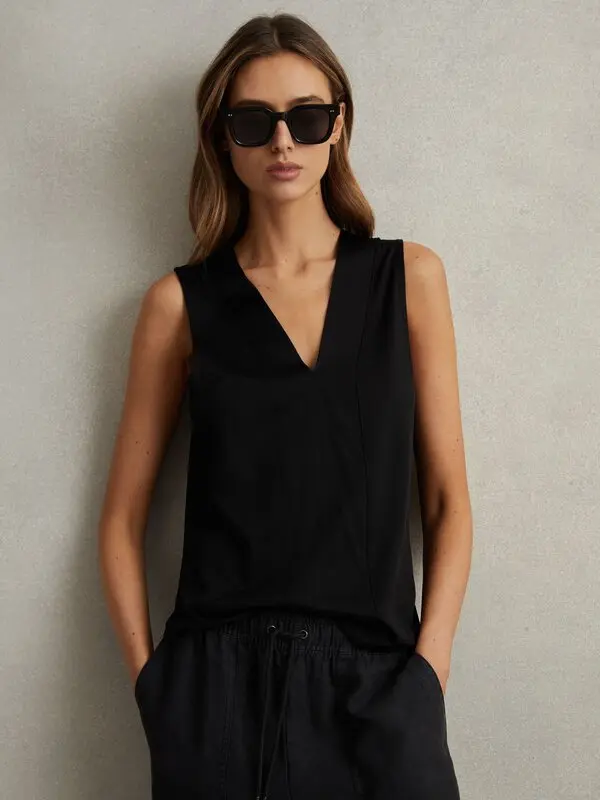 REISS Mira V-neck Shell Top - Black