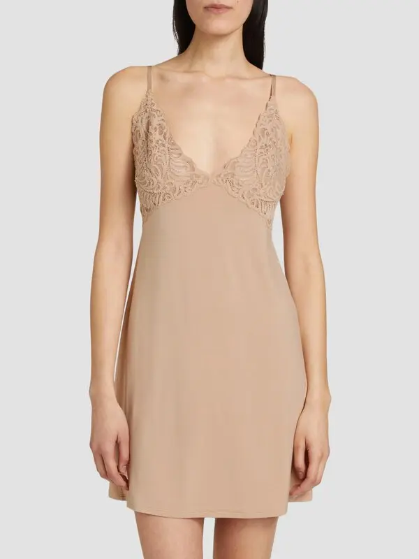 Natori Feathers Essentials Chemise - Cafe