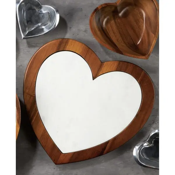 NAMBE Eat Your Heart Out Cutting Board - Brown